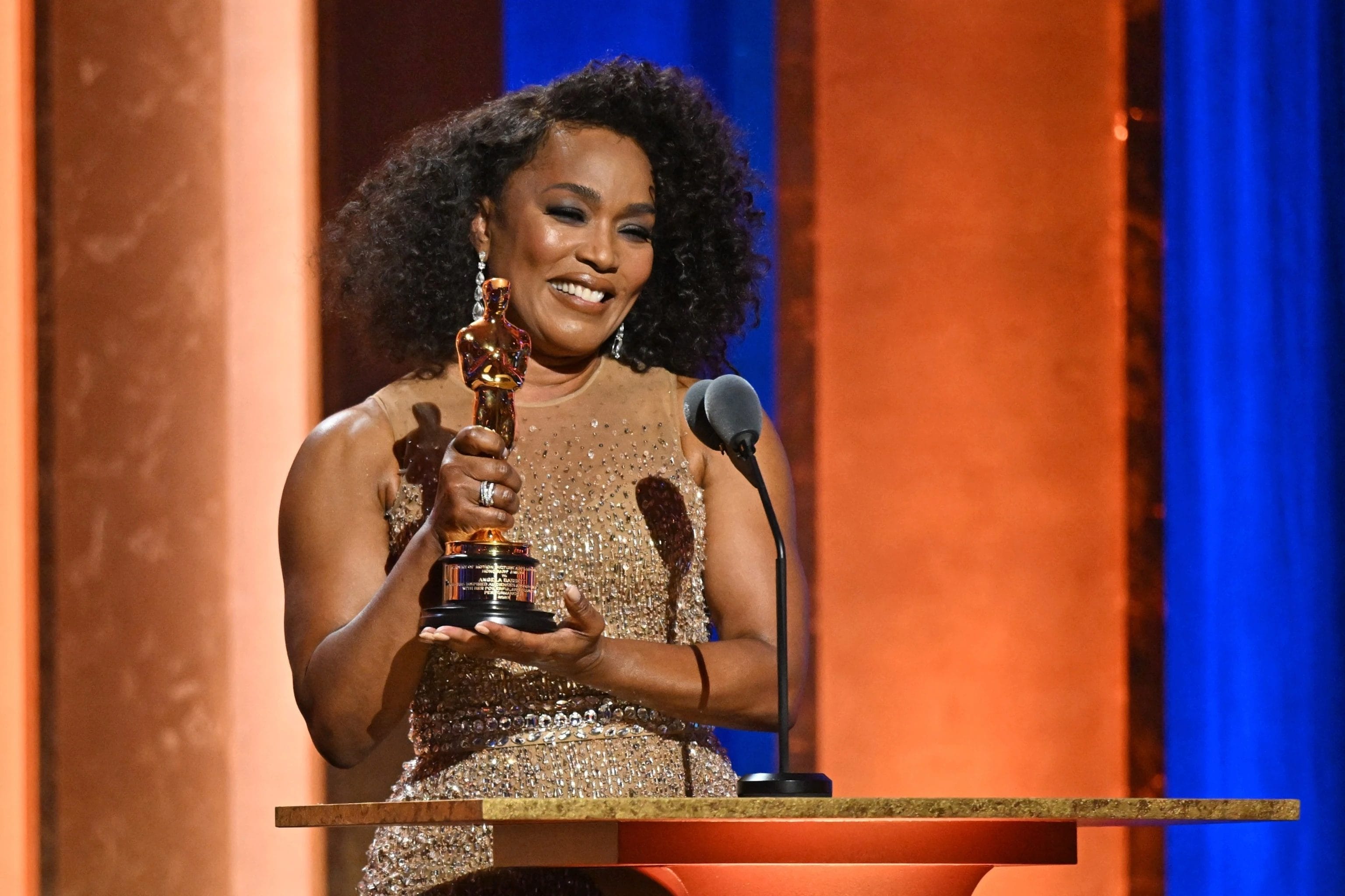 An Icon Shines Bright: Angela Bassett Rules The Oscars With Grace and ...
