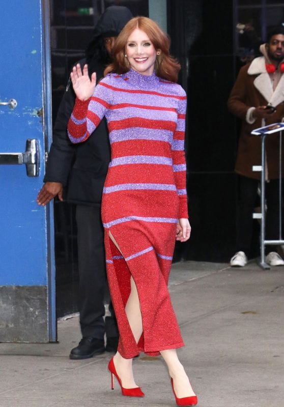 Stripes and Stilettos: Bryce Dallas Howard's Bold Fashion Statement ...