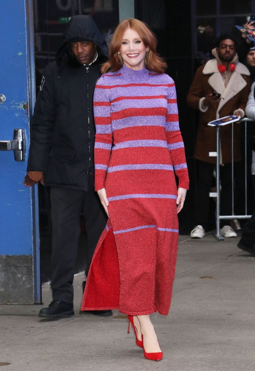 Stripes and Stilettos: Bryce Dallas Howard's Bold Fashion Statement ...